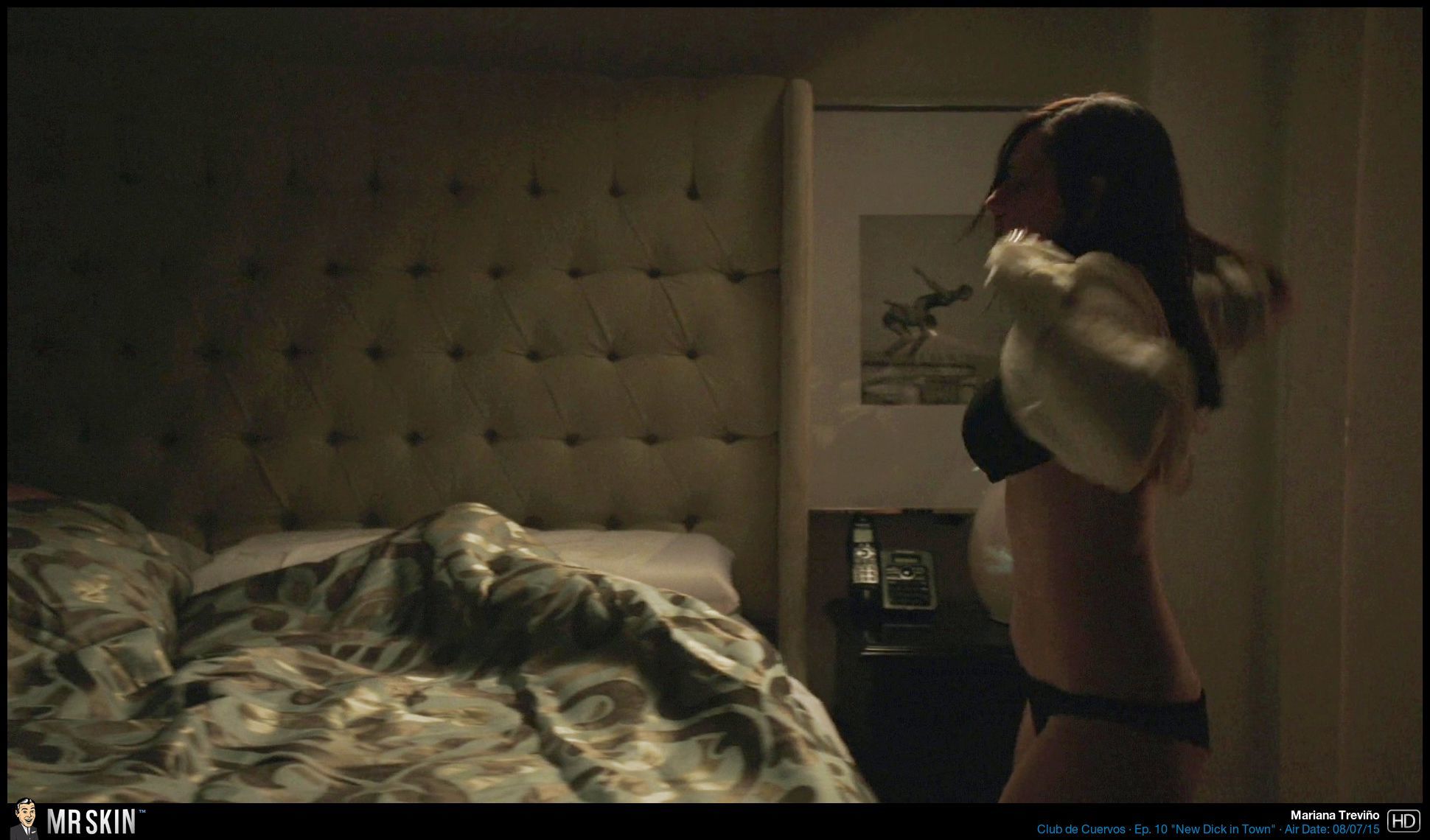 Naked Mariana Treviño In Club De Cuervos