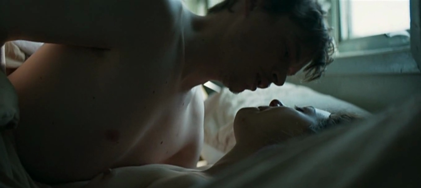 Tatiana Maslany Nude Pics Page 1