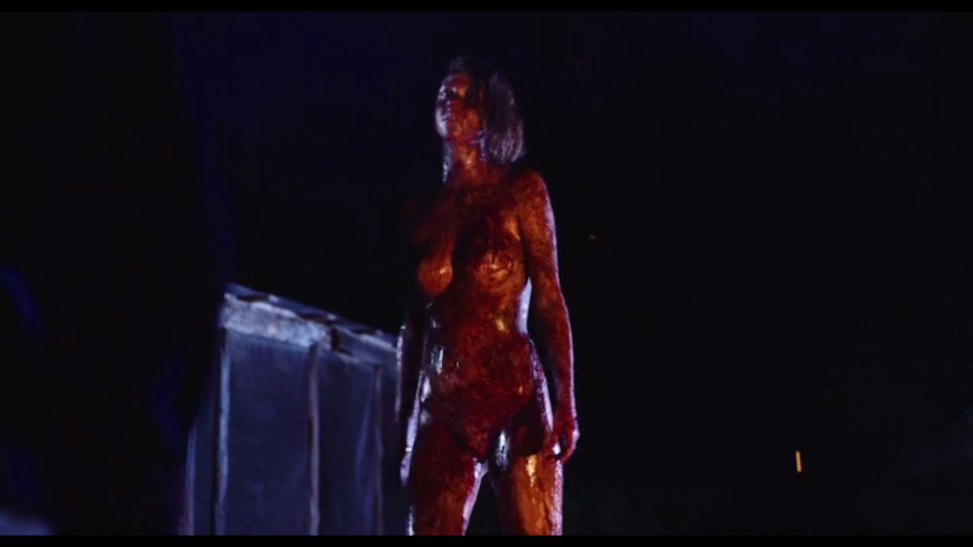 Naked Dal Nicole In Tonight She Comes