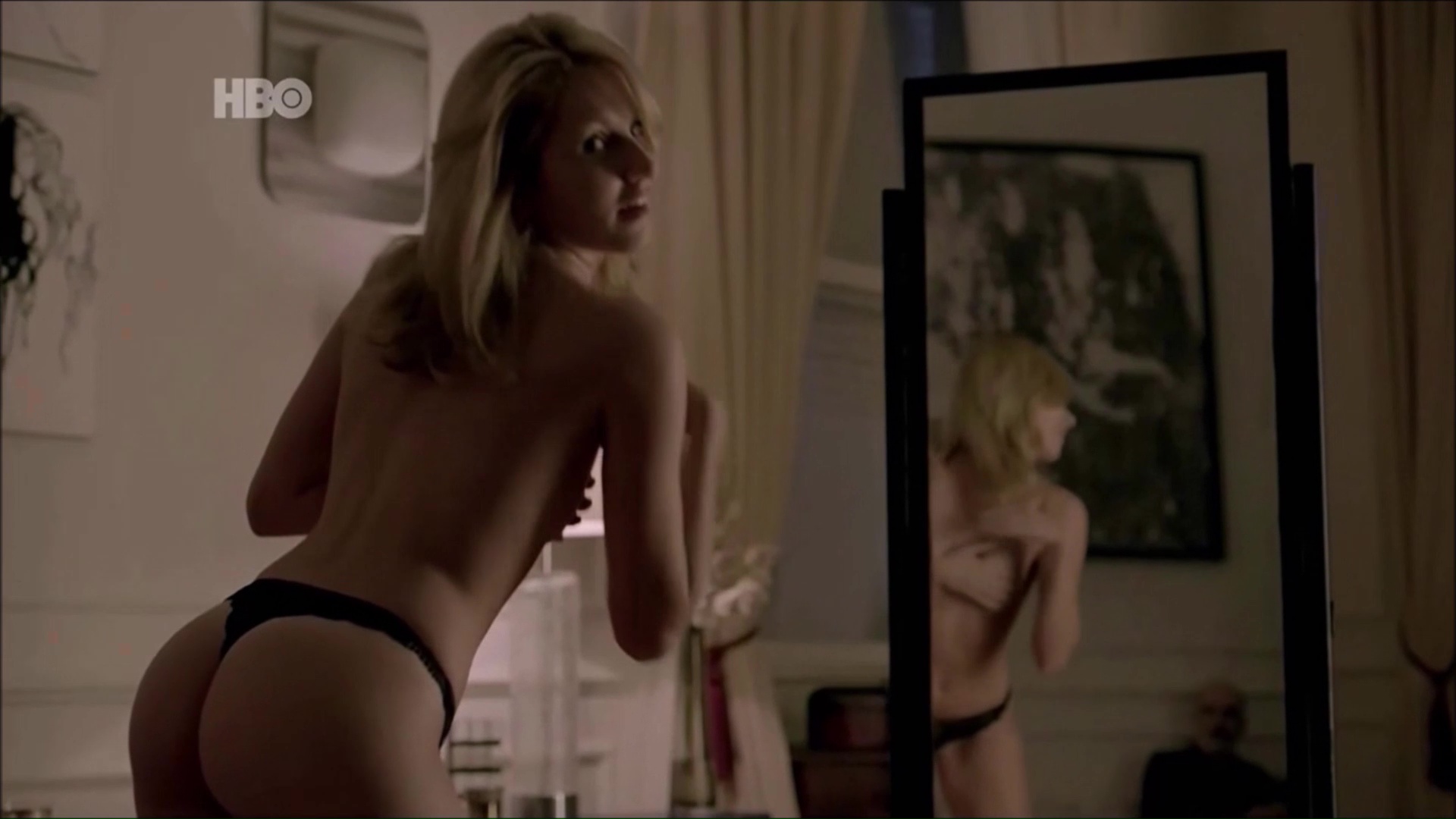 Naked Aline Jones In O Negócio