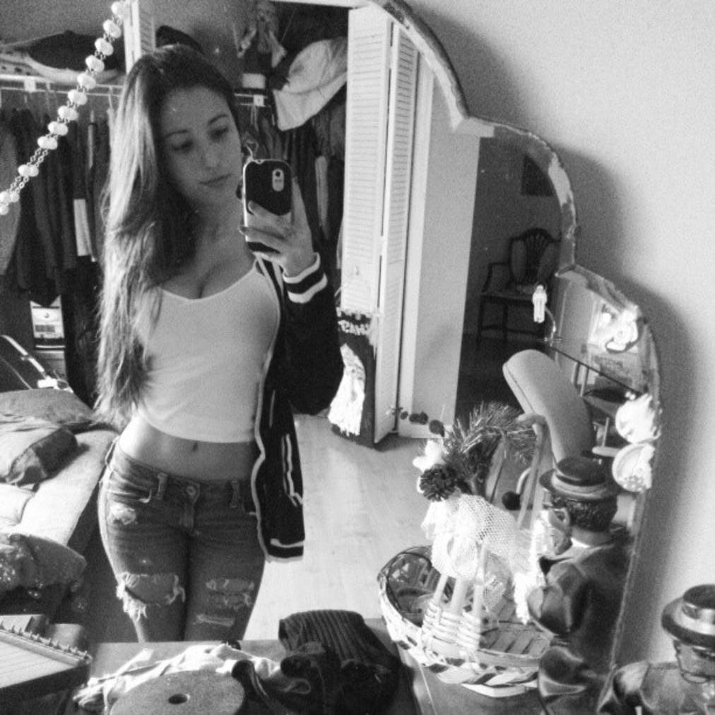 Angie Varona Nude Pics Page 1