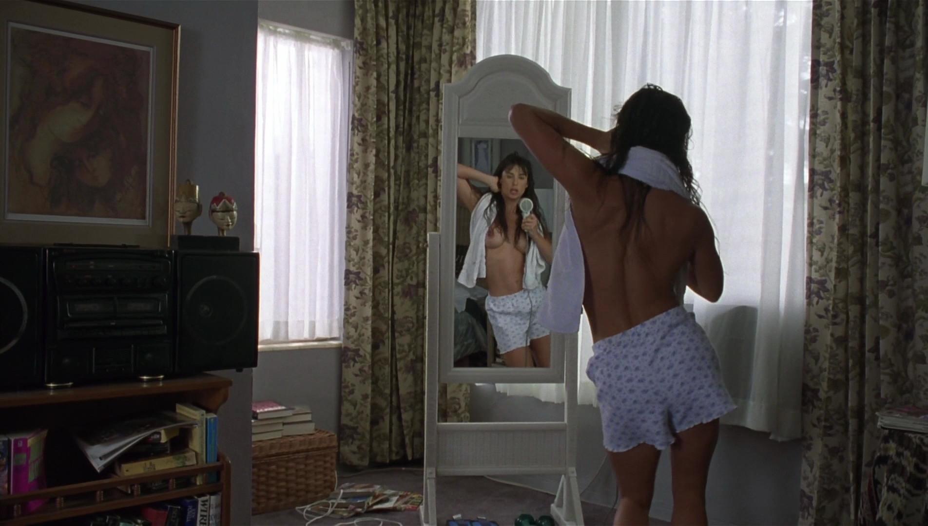 Naked Demi Moore In Striptease