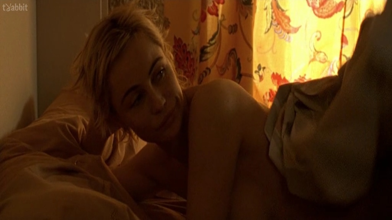Naked Emmanuelle Béart In Les Témoins 1225