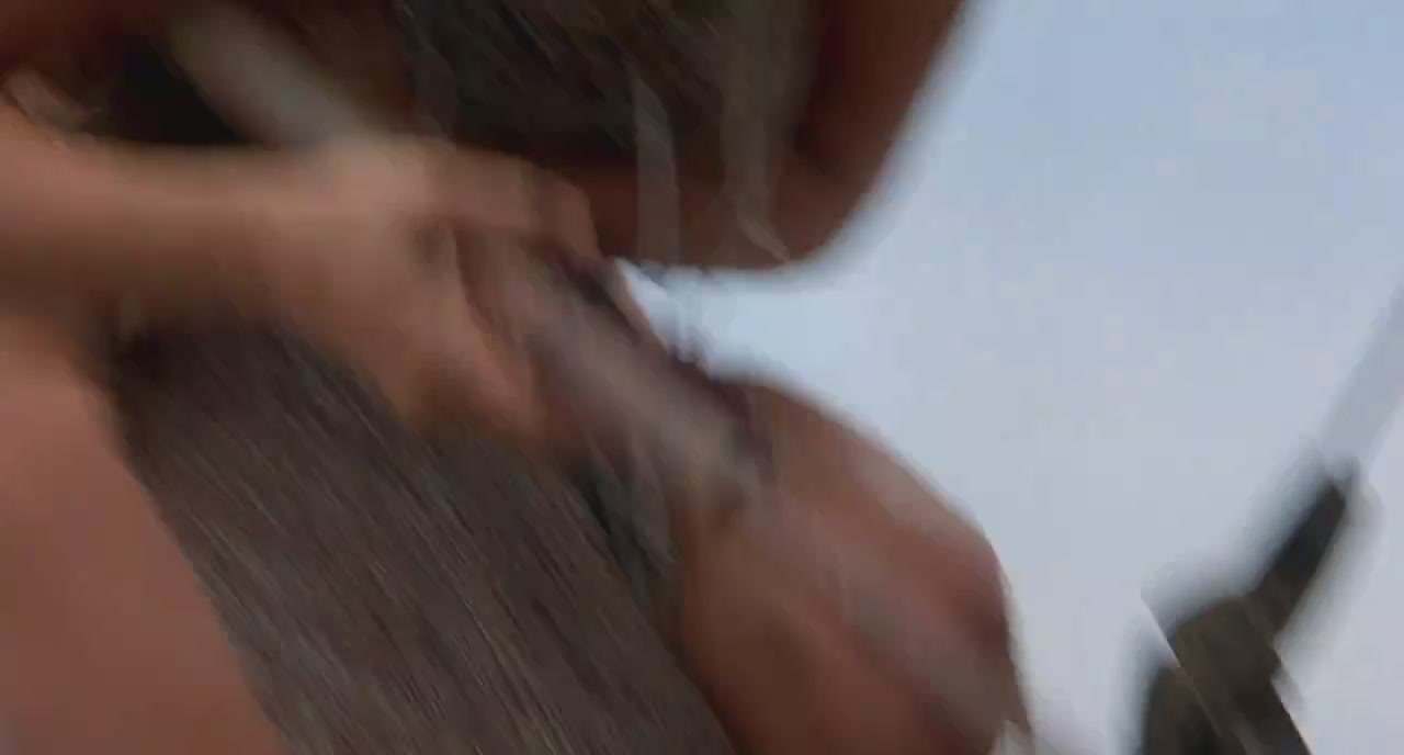 Naked Jeanne Tripplehorn In Waterworld