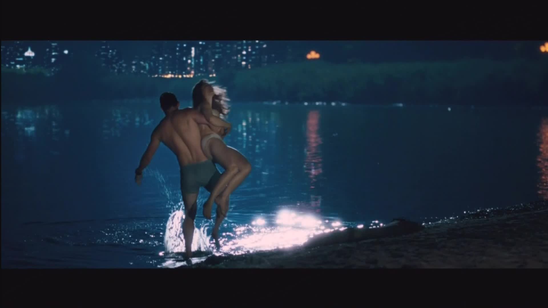 Naked Rachel Mcadams In The Vow