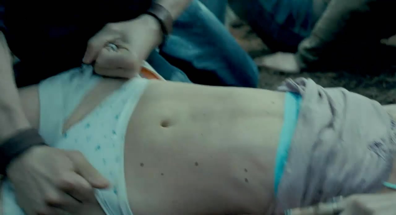 Sara Paxton Nude Pics Page 11