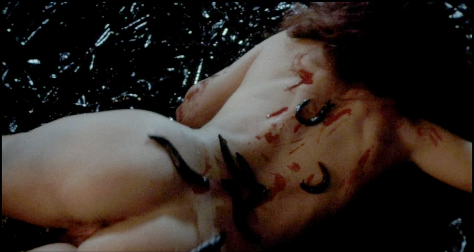 Naked Kari Rose In Slugs Muerte Viscosa