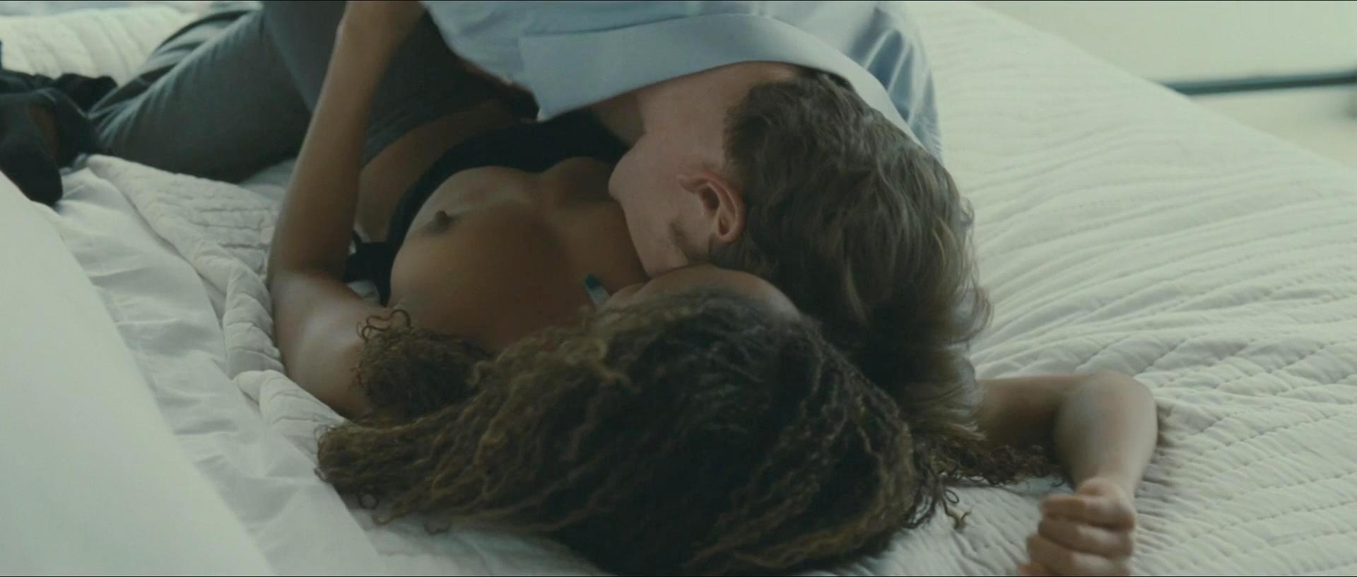 Nicole Beharie Nude Pics Page 1