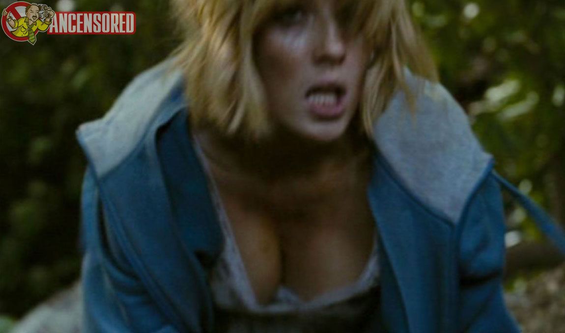 Naked Kelly Reilly In Eden Lake