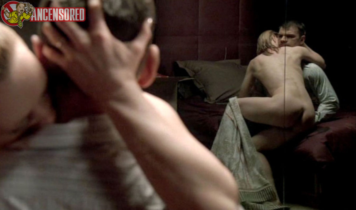 Naked Minna Haapkylä In Le Serpent