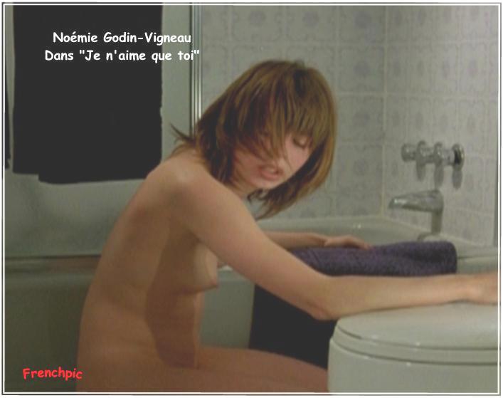 Naked Noémie Godin Vigneau In Je Naime Que Toi
